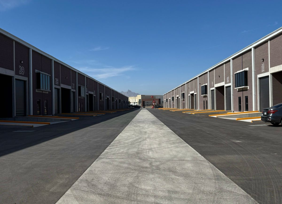 ¡Se rentan bodegas NUEVAS en excelente ubicación! Complejo de 32 bodegas | Lamudi.com.mx