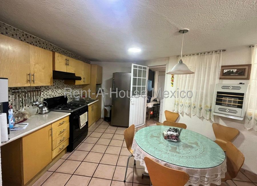 CASA EN RENTA EN AV. JOSÉ MARÍA CASTORENA | Lamudi.com.mx