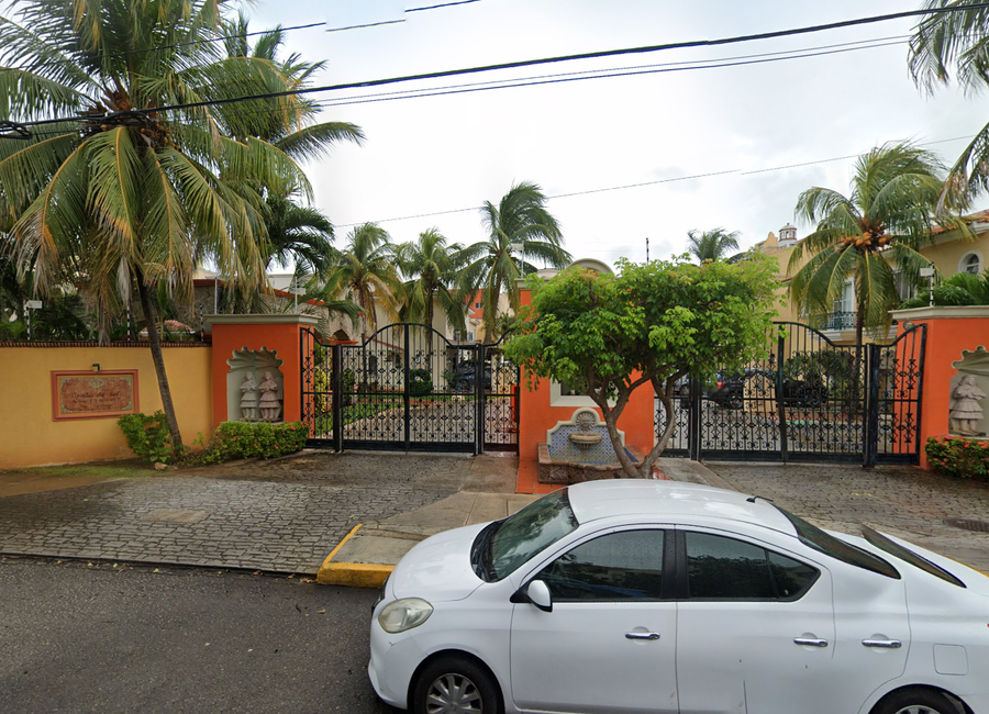 Venta de casa, Conjunto Quintas del Sol, Benito Juárez, Quintana Roo, Remate bancario | Lamudi ...