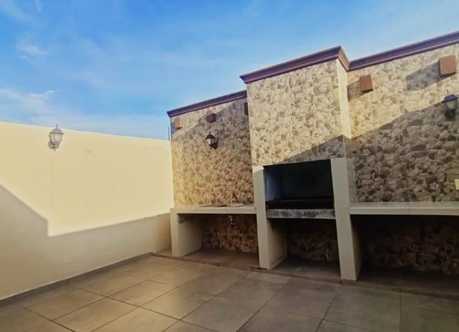 Casa En venta Triana Sect. Palmas Apodaca NL. | Lamudi.com.mx