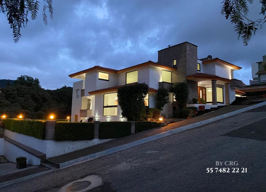 CASA EN RENTA RECIÉN REMODELADA, EN FRACCIONAMIENTO EXCLUSIVO, ZONA ...