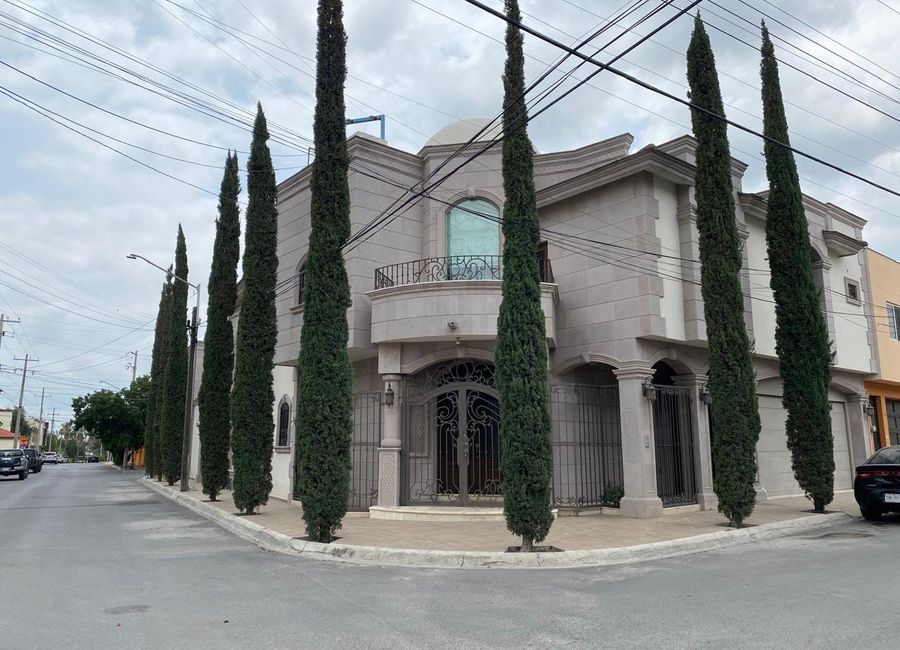 VENTA DE CASA EN RINCONADA COLONIAL APODACA | Lamudi.com.mx