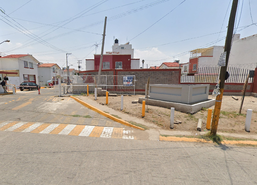 CASA EN RECUPERACIÓN BANCARIA EN CIR. VILLAS DE SAN RAFAEL, COL ...