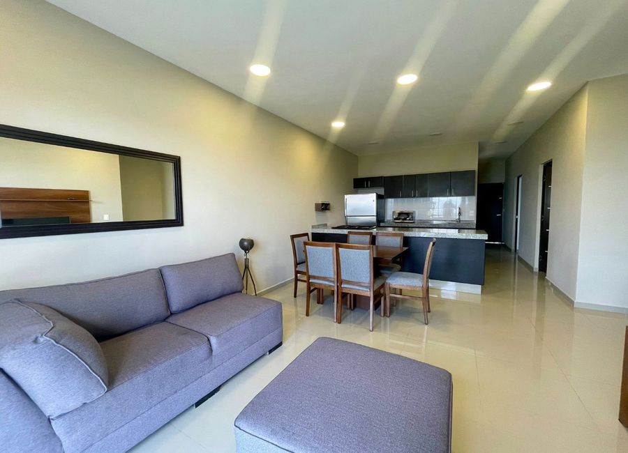 En RENTA departamento AMUEBLADO con ESPECTACULAR vista al campo de golf ...