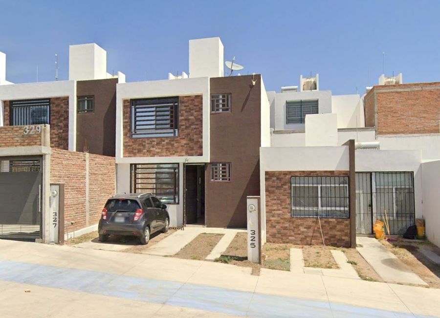La casa ubicada en Paseo Lomas del Sur 327, C.P. 20299, Aguascalientes ...