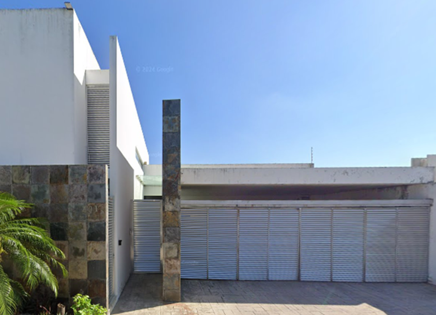 ¡HERMOSA CASA CON ALBERCA PRIVADA EN MÉRIDA! | Lamudi.com.mx