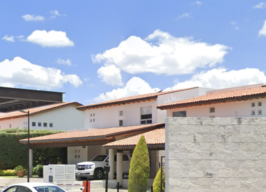 EDIFICIO COORPORATIVO EN VENTA. SANTIAGO DE QUERETARO, QRO. REMATE BANCARIO. | Lamudi.com.mx