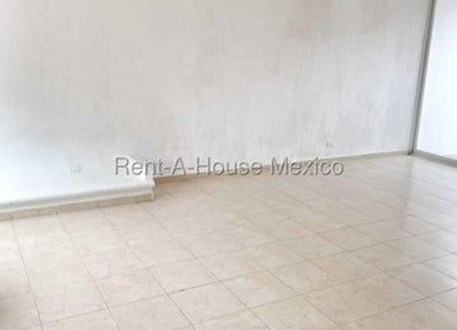 Vendo casa en privada de sonterra 3 recamaras 3 baños 2 autos | Lamudi.com.mx