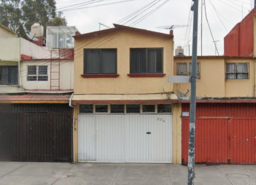 CASA DE RECUPERACIÓN BANCARIA EN CALZ. DE LAS BOMBAS, COL. CULHUACAN ...