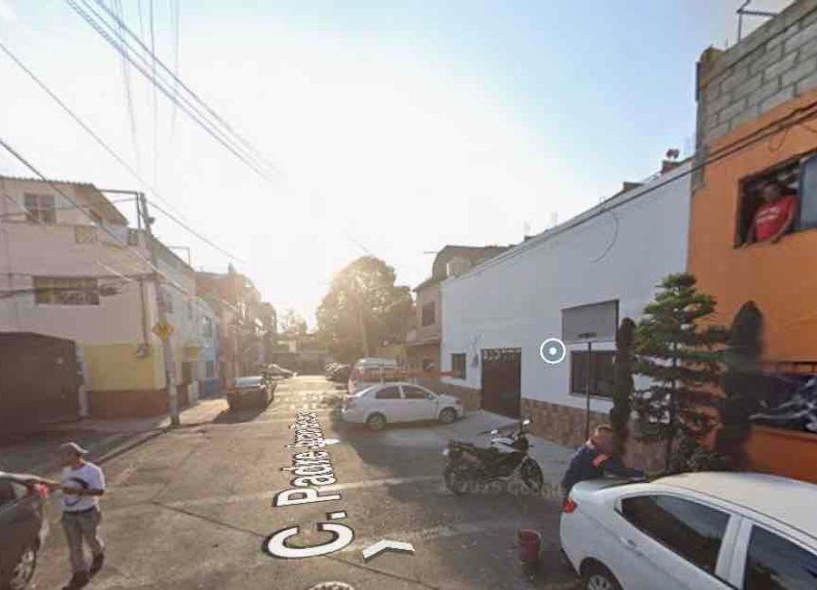 EXCELENTE OPORTUNIDAD EN VASCO DE QUIROGA | Lamudi.com.mx