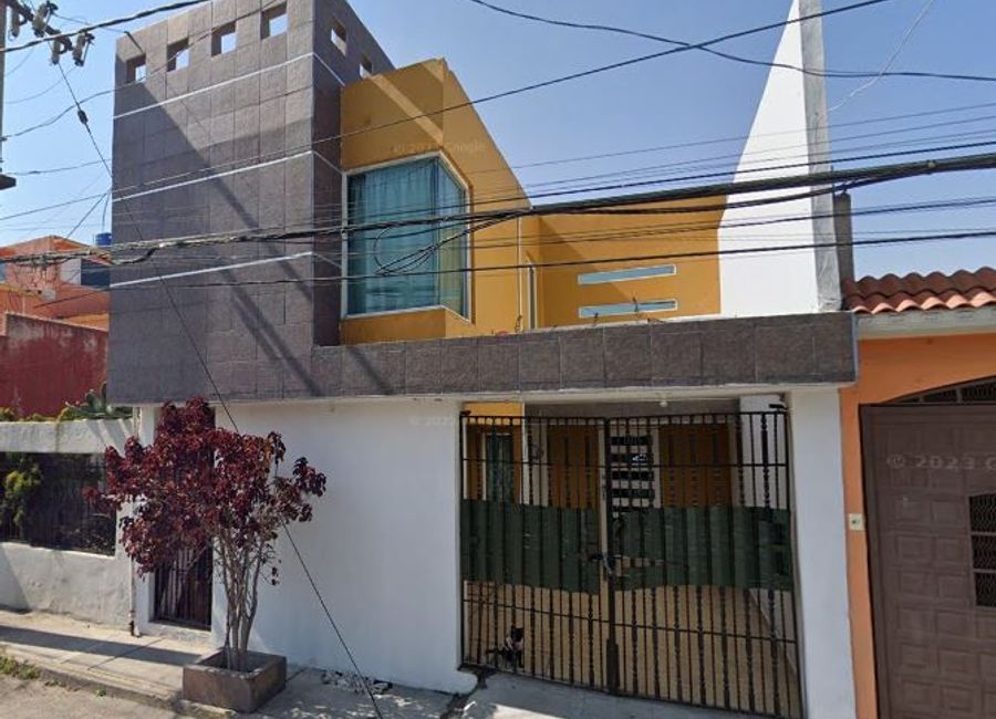 CASA EN VENTA COLONIA VILLA DE LAS FLORES POR REMATE, APROVECHE!! | Lamudi.com.mx