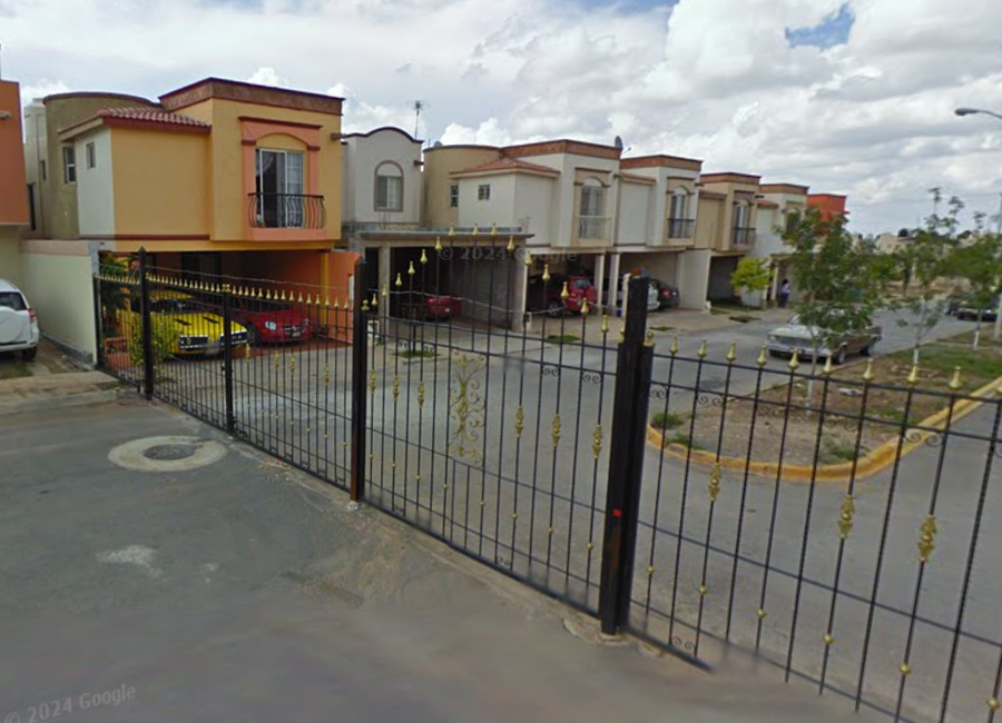 Casa En Venta De Remate Bancario Portal Del Sur Saltillo Coah Lamudi