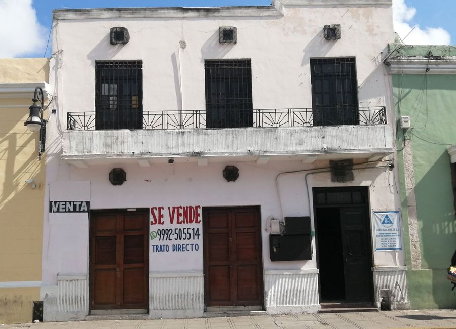 Edificio Colonial En Venta En El Centro De Merida Justo Al Frente De