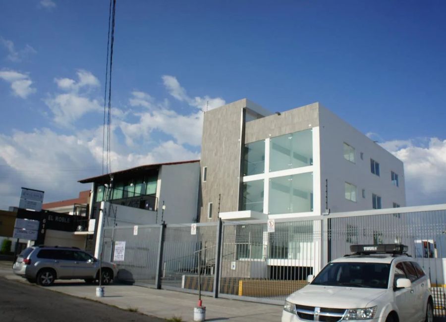 SE RENTA EDIFICIO PARA OFICINAS EN METEPEC. | Lamudi.com.mx