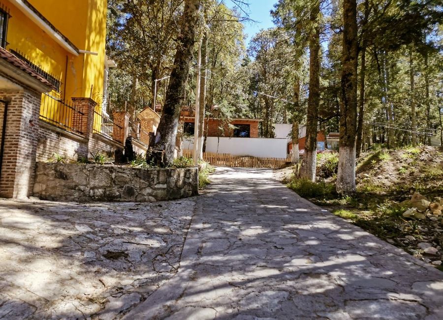 ¡CONSTRUYE TU HOGAR EN EL BOSQUE DE MONTE REAL LAS FLORES! | Lamudi.com.mx